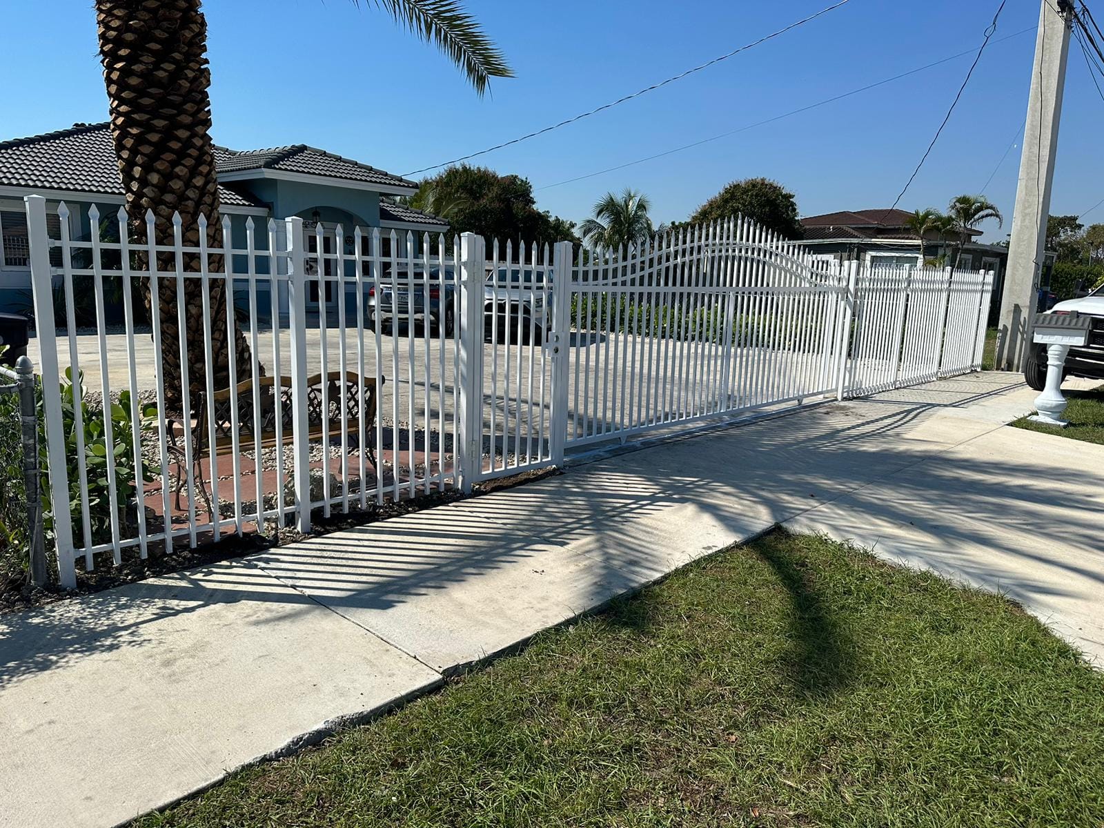 Las Mejores Cercas - Escobar Fence LLC